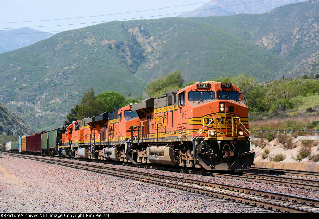 BNSF 7743